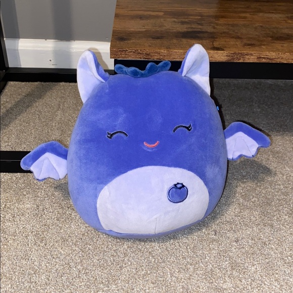 Squishmallows | Toys | Nwt Bessie The Blueberry Fruit Bat 8 ...